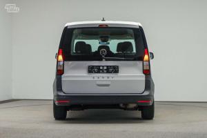 White Volkswagen Caddy 2022 in Kaunas, with an engine capacity of 1.50 L and mileage of 84 thousand km for 22741 €, photo 6 on AUTOMOTO.COM.LV