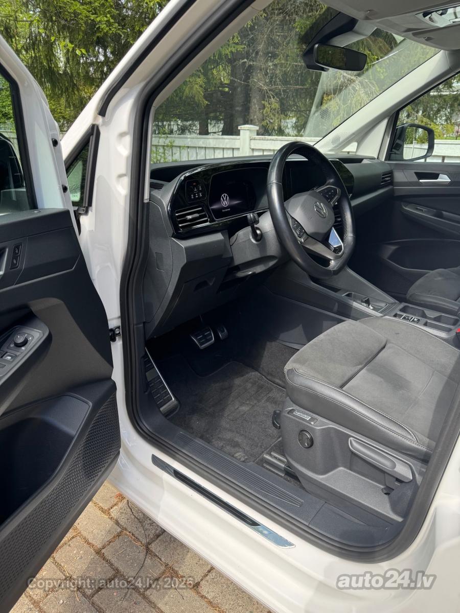 White Volkswagen Caddy 2022 in Tallinn, with an engine capacity of 2.00 L and mileage of 156 thousand km for 27850 €, photo 12 on AUTOMOTO.COM.LV