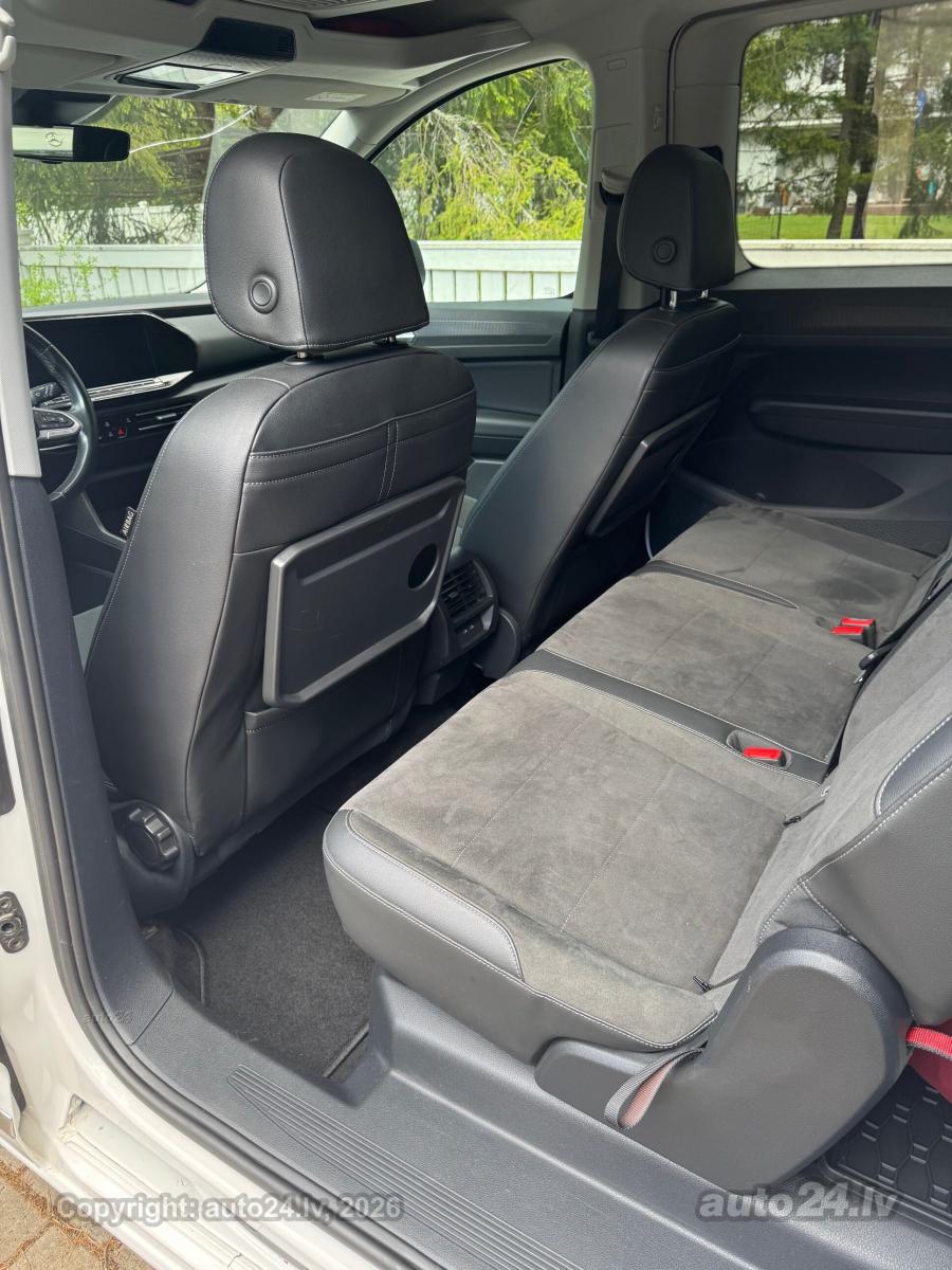 White Volkswagen Caddy 2022 in Tallinn, with an engine capacity of 2.00 L and mileage of 156 thousand km for 27850 €, photo 13 on AUTOMOTO.COM.LV
