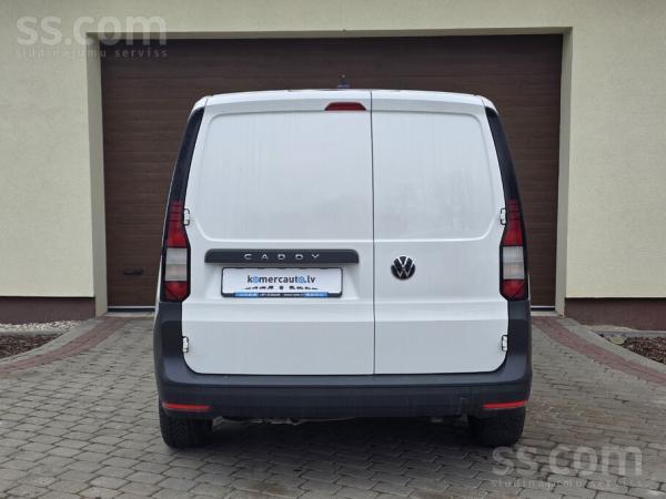 White Volkswagen Caddy 2022 in Riga, with an engine capacity of 2.00 L and mileage of 161 thousand km for 13500 €, photo 8 on AUTOMOTO.COM.LV