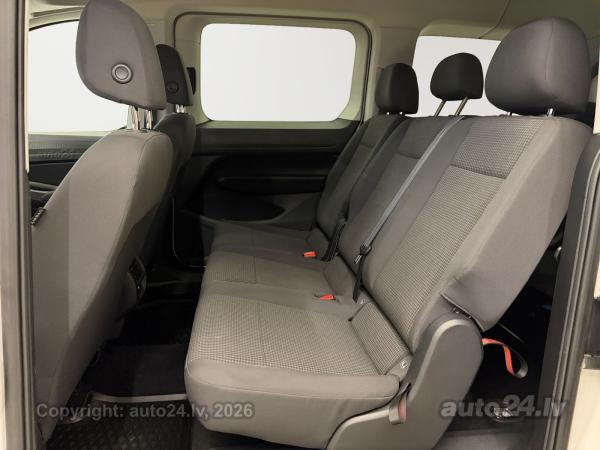 Volkswagen Caddy 2023 in Tallinn on AUTOMOTO.COM.LV White Volkswagen Caddy 2023 in Tallinn, with an engine capacity of 2.00 L and mileage of 191 thousand km for 20900 €, photo 7 on AUTOMOTO.COM.LV
