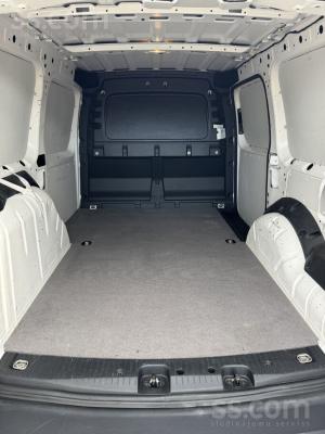 White Volkswagen Caddy 2023 in Riga, with an engine capacity of 2.00 L and mileage of 132 thousand km for 18200 €, photo 5 on AUTOMOTO.COM.LV