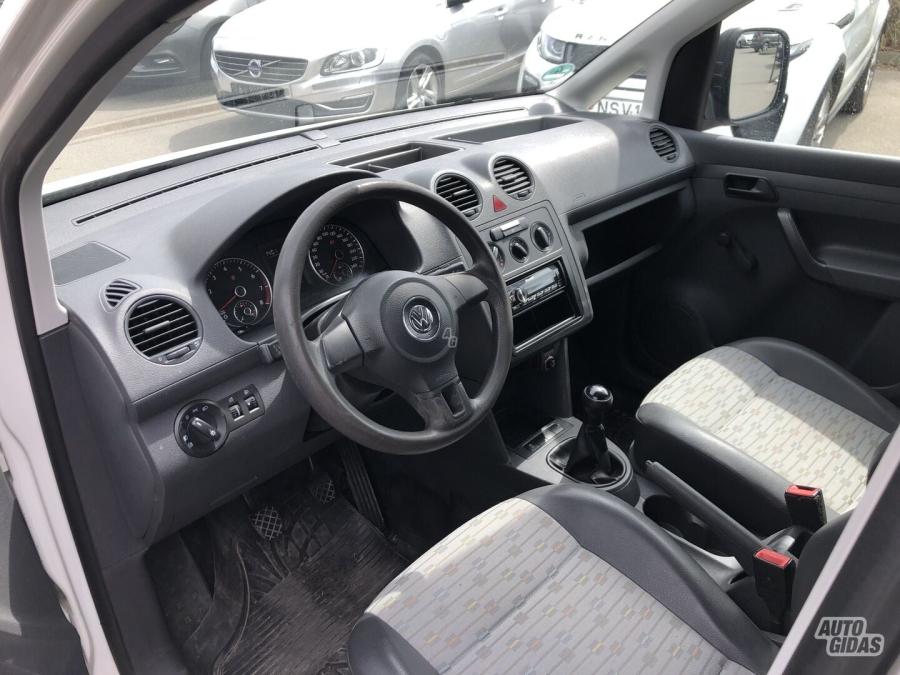 White Volkswagen Caddy 2010 in Klaipeda, with an engine capacity of 1.20 L and mileage of 254 thousand km for 2850 €, photo 9 on AUTOMOTO.COM.LV