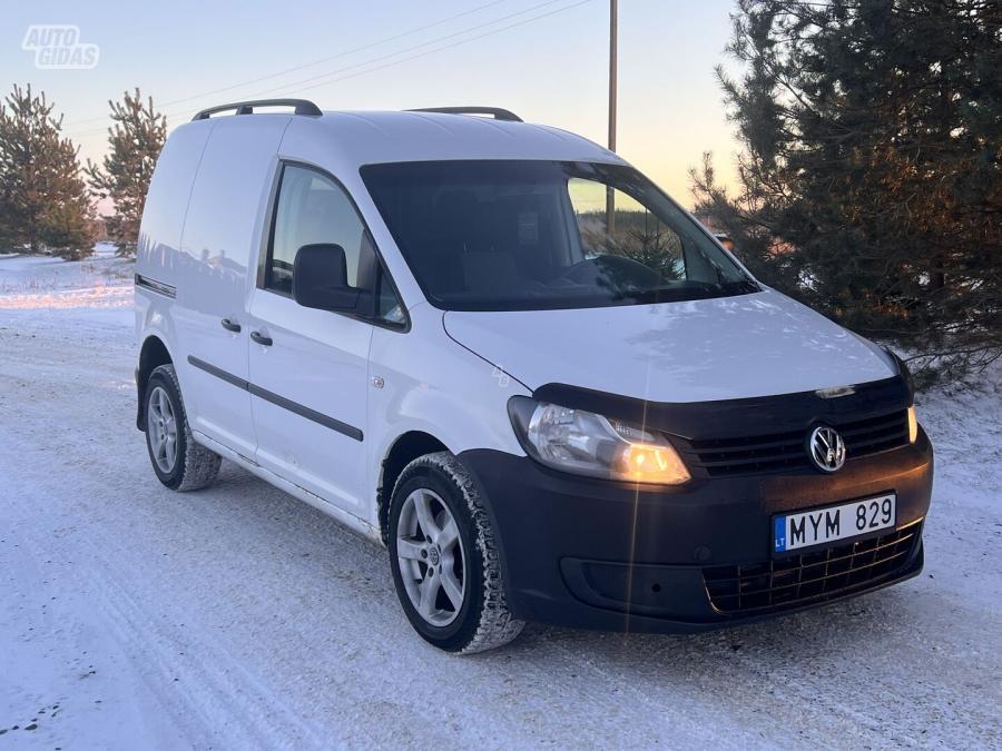 White Volkswagen Caddy 2011 in Sirvintos, with an engine capacity of 2.00 L and mileage of 330 thousand km for 3750 €, photo 3 on AUTOMOTO.COM.LV