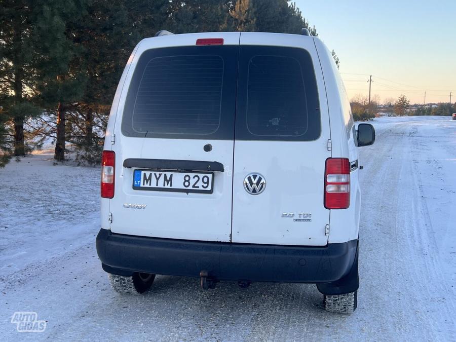 White Volkswagen Caddy 2011 in Sirvintos, with an engine capacity of 2.00 L and mileage of 330 thousand km for 3750 €, photo 5 on AUTOMOTO.COM.LV