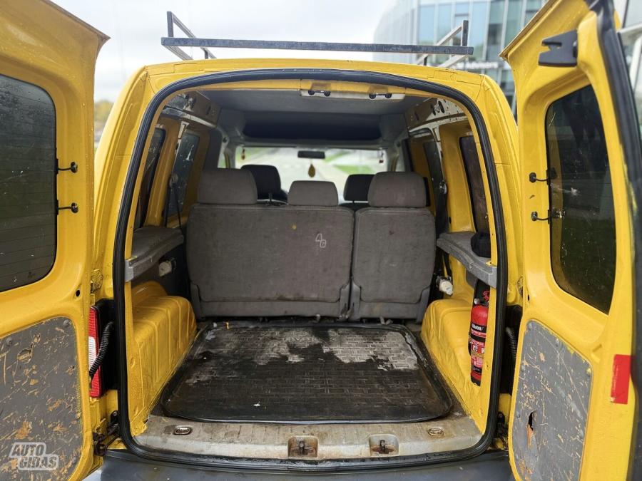 Yellow Volkswagen Caddy 2009 in Vilnius, with an engine capacity of 1.90 L and mileage of 433 thousand km for 1390 €, photo 8 on AUTOMOTO.COM.LV