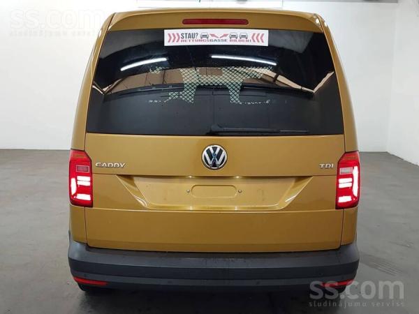 Yellow Volkswagen Caddy 2018 in Ogre, with an engine capacity of 2.00 L and mileage of 260 thousand km for 9500 €, photo 7 on AUTOMOTO.COM.LV