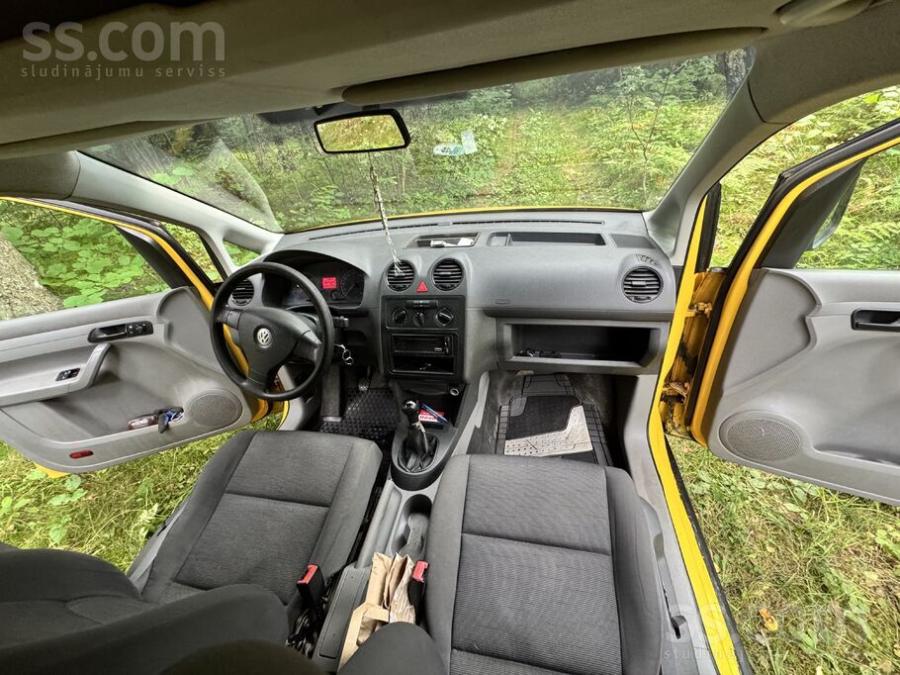 Yellow Volkswagen Caddy 2006 in Kuldiga, with an engine capacity of 1.90 L and mileage of 265 thousand km for 1800 €, photo 12 on AUTOMOTO.COM.LV