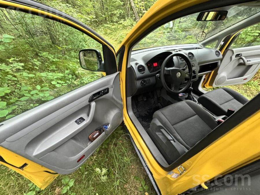 Yellow Volkswagen Caddy 2006 in Kuldiga, with an engine capacity of 1.90 L and mileage of 265 thousand km for 1800 €, photo 14 on AUTOMOTO.COM.LV