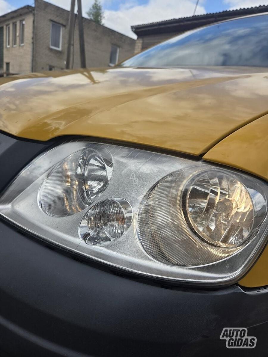 Dzeltens Volkswagen Caddy 2009 Plungė, ar dzinēja tilpumu 1.90 L un nobraukumu 224 tūkst. km par 2250 €, foto 16 vietnē AUTOMOTO.COM.LV