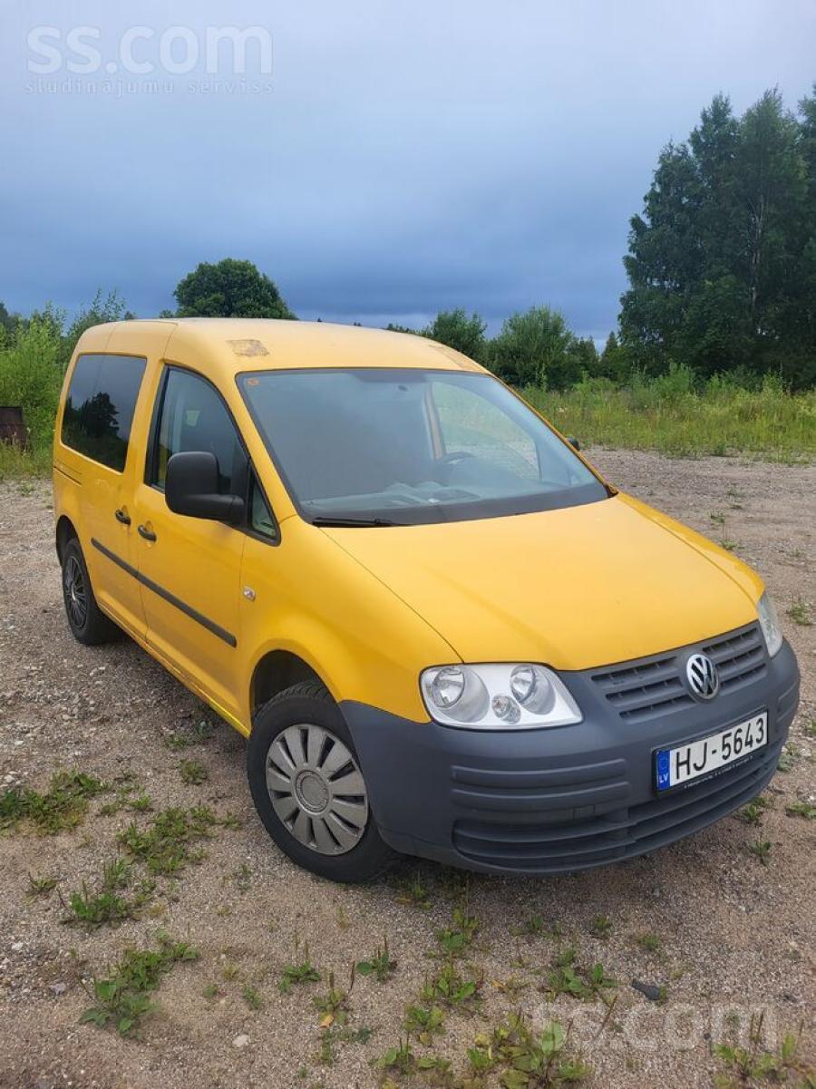 Yellow Volkswagen Caddy 2009 in Daugavpils, with an engine capacity of 2.00 L and mileage of 250 thousand km for 2200 €, photo 3 on AUTOMOTO.COM.LV
