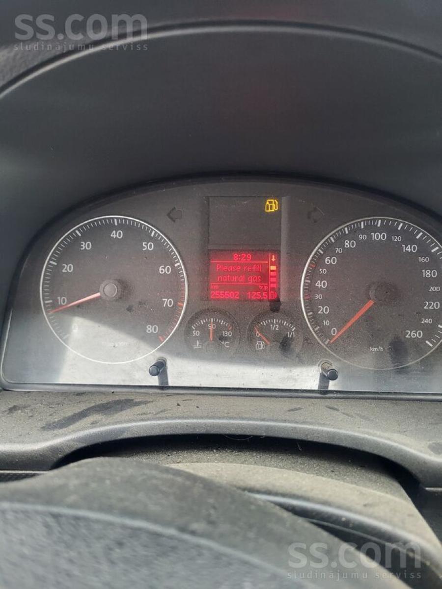 Yellow Volkswagen Caddy 2009 in Daugavpils, with an engine capacity of 2.00 L and mileage of 250 thousand km for 2200 €, photo 6 on AUTOMOTO.COM.LV