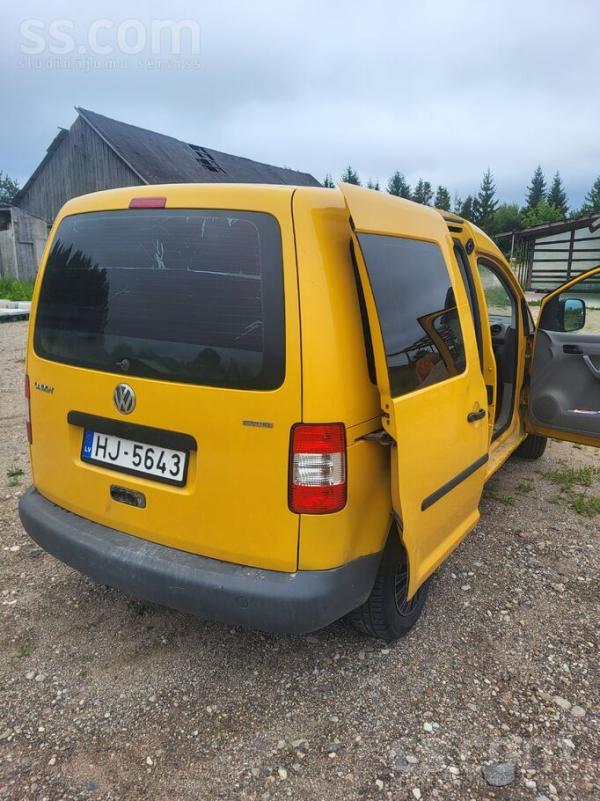 Dzeltens Volkswagen Caddy 2009 Daugavpils, ar dzinēja tilpumu 2.00 L un nobraukumu 250 tūkst. km par 2200 €, foto 6 vietnē AUTOMOTO.COM.LV