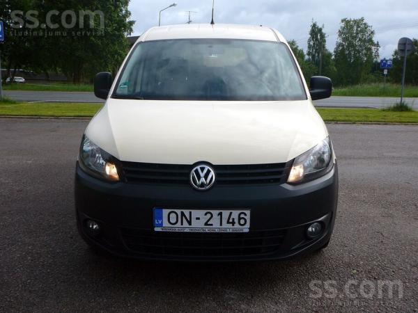 Yellow Volkswagen Caddy 2014 in Cesis, with an engine capacity of 2.00 L and mileage of 403 thousand km for 8500 €, photo 5 on AUTOMOTO.COM.LV