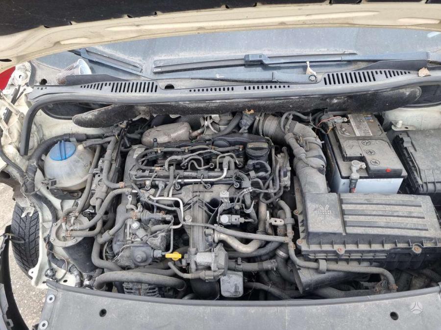 Dzeltens Volkswagen Caddy 2015 Kauņa, ar dzinēja tilpumu 2.00 L un nobraukumu 400 tūkst. km par 2600 €, foto 7 vietnē AUTOMOTO.COM.LV