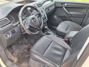 Dzeltens Volkswagen Caddy 2016 Viļņa, ar dzinēja tilpumu 2.00 L un nobraukumu 453 tūkst. km par 5500 €, foto 6 vietnē AUTOMOTO.COM.LV