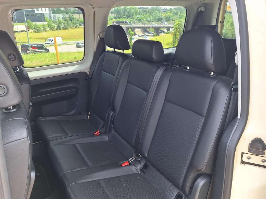 Dzeltens Volkswagen Caddy 2016 Viļņa, ar dzinēja tilpumu 2.00 L un nobraukumu 453 tūkst. km par 5500 €, foto 8 vietnē AUTOMOTO.COM.LV