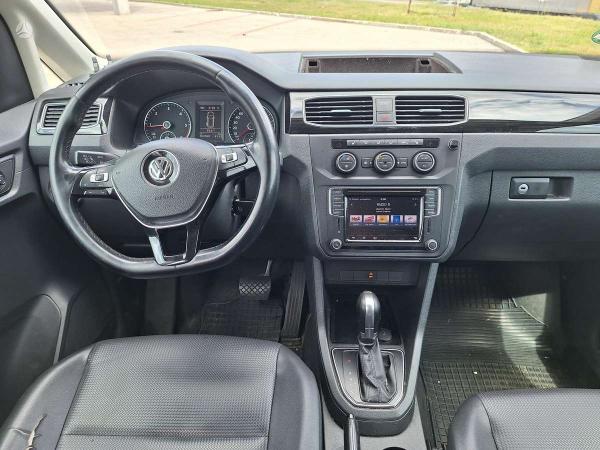 Yellow Volkswagen Caddy 2016 in Vilnius, with an engine capacity of 2.00 L and mileage of 453 thousand km for 5500 €, photo 9 on AUTOMOTO.COM.LV