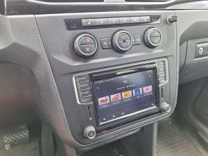 Dzeltens Volkswagen Caddy 2016 Viļņa, ar dzinēja tilpumu 2.00 L un nobraukumu 453 tūkst. km par 5500 €, foto 11 vietnē AUTOMOTO.COM.LV