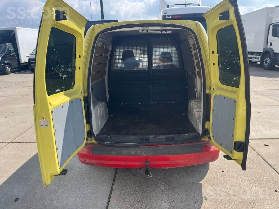 Dzeltens Volkswagen Caddy 2016 Bauska, ar dzinēja tilpumu 2.00 L un nobraukumu 320 tūkst. km par 3995 €, foto 9 vietnē AUTOMOTO.COM.LV