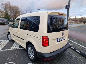 Dzeltens Volkswagen Caddy 2017 Prienai, ar dzinēja tilpumu 2.00 L un nobraukumu 285 tūkst. km par 7799 €, foto 2 vietnē AUTOMOTO.COM.LV