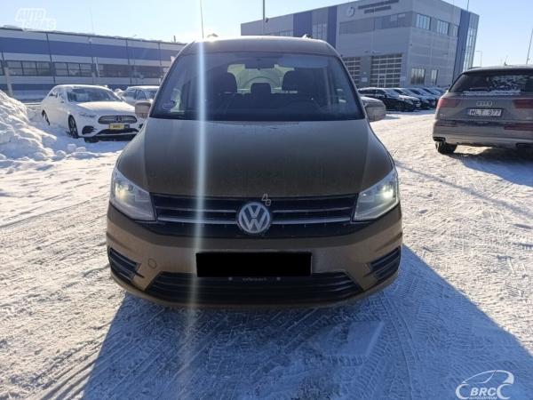 Yellow Volkswagen Caddy 2017 in Avizieniai, with an engine capacity of 2.00 L and mileage of 108 thousand km for 11900 €, photo 8 on AUTOMOTO.COM.LV