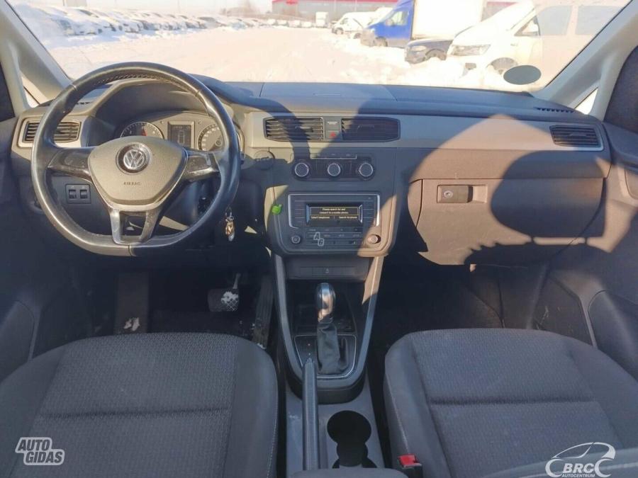 Yellow Volkswagen Caddy 2017 in Avizieniai, with an engine capacity of 2.00 L and mileage of 108 thousand km for 11900 €, photo 10 on AUTOMOTO.COM.LV