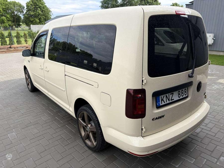 Dzeltens Volkswagen Caddy 2017 Viļņa, ar dzinēja tilpumu 2.00 L un nobraukumu 319 tūkst. km par 8500 €, foto 4 vietnē AUTOMOTO.COM.LV