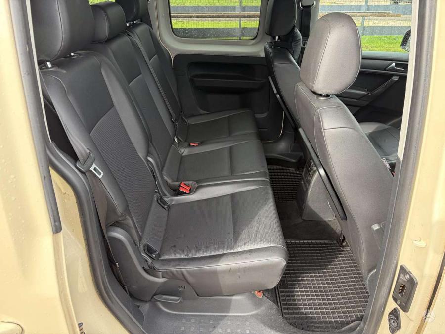 Dzeltens Volkswagen Caddy 2017 Viļņa, ar dzinēja tilpumu 2.00 L un nobraukumu 319 tūkst. km par 8500 €, foto 13 vietnē AUTOMOTO.COM.LV