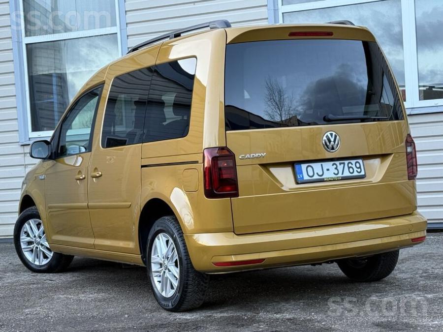 Желтый Фольксваген Кадди 2020 в Тукумс, объемом двигателя 2.00 л и пробегом 171 тыс. км за 16000 €, фото 4 на AUTOMOTO.COM.LV