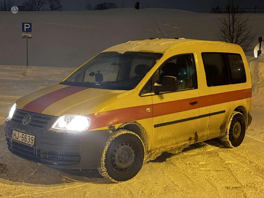 Yellow Volkswagen Caddy 2009 in Daugavpils, with an engine capacity of 1.98 L and mileage of 267 thousand km for 2100 €, photo 1 on AUTOMOTO.COM.LV