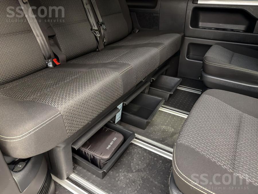 Brown Volkswagen California 2016 in Jelgava, with an engine capacity of 2.00 L and mileage of 245 thousand km for 29800 €, photo 23 on AUTOMOTO.COM.LV