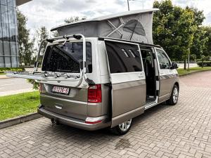 Brown Volkswagen California 2016 in Jelgava, with an engine capacity of 2.00 L and mileage of 245 thousand km for 29800 €, photo 26 on AUTOMOTO.COM.LV