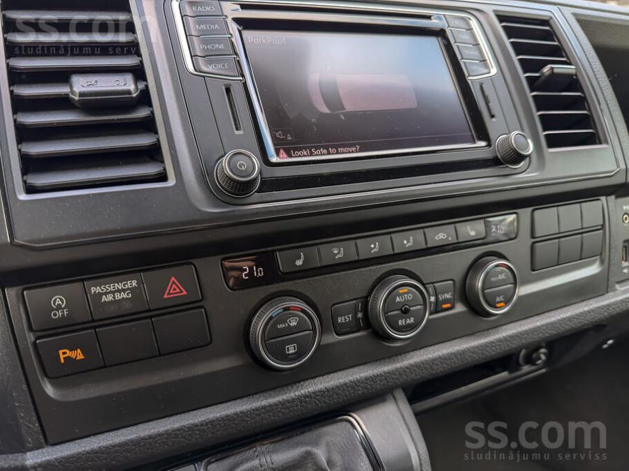 Brown Volkswagen California 2016 in Jelgava, with an engine capacity of 2.00 L and mileage of 245 thousand km for 29800 €, photo 33 on AUTOMOTO.COM.LV