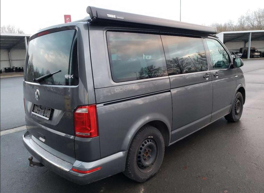 Grey Volkswagen California 2018 in Klaipeda, with an engine capacity of 1.97 L and mileage of 118 thousand km for 16700 €, photo 1 on AUTOMOTO.COM.LV