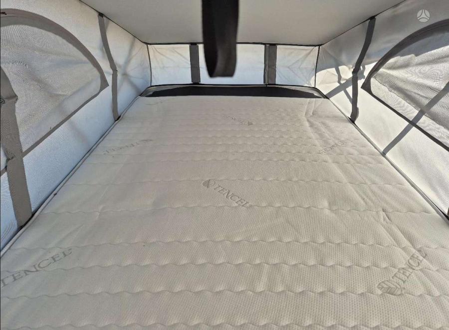 Grey Volkswagen California 2018 in Klaipeda, with an engine capacity of 1.97 L and mileage of 167 thousand km for 15100 €, photo 12 on AUTOMOTO.COM.LV