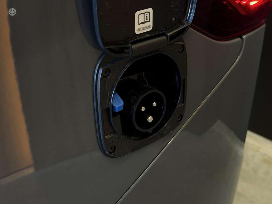 Grey Volkswagen California 2025 in Kaunas, with an engine capacity of 1.98 L and mileage of 4 thousand km for 58990 €, photo 20 on AUTOMOTO.COM.LV