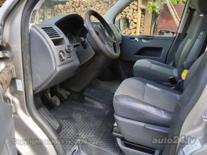 Smilšu krāsa Volkswagen Caravelle 2012 Tallina, ar dzinēja tilpumu 2.00 L un nobraukumu 283 tūkst. km par 13000 €, foto 9 vietnē AUTOMOTO.COM.LV