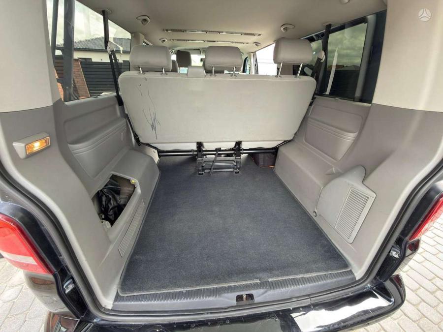 Melns Volkswagen Caravelle 2014 Klaipėda, ar dzinēja tilpumu 1.97 L un nobraukumu 250 tūkst. km par 14500 €, foto 12 vietnē AUTOMOTO.COM.LV