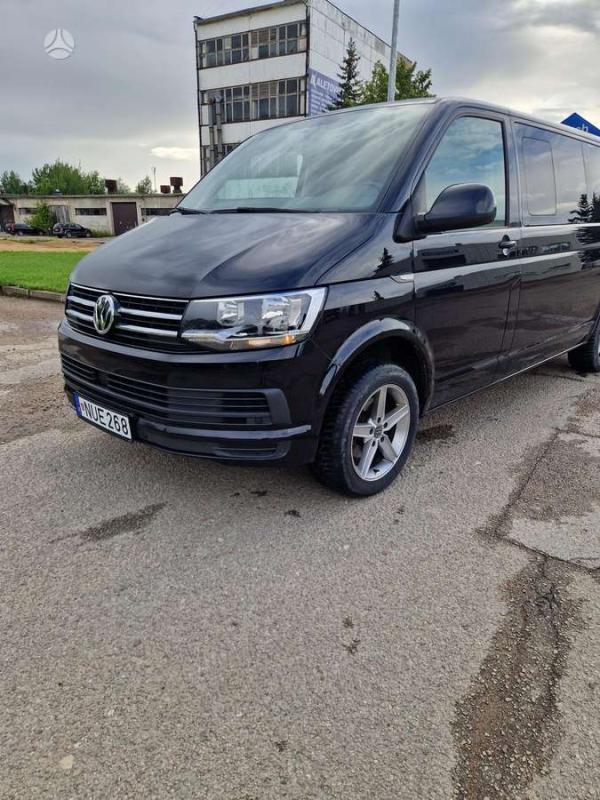 Black Volkswagen Caravelle 2016 in Sakiai, with an engine capacity of 2.00 L and mileage of 288 thousand km for 16999 €, photo 7 on AUTOMOTO.COM.LV