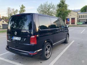Melns Volkswagen Caravelle 2017 Kauņa, ar dzinēja tilpumu 2.00 L un nobraukumu 212 tūkst. km par 20000 €, foto 7 vietnē AUTOMOTO.COM.LV