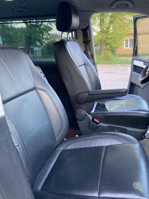 Melns Volkswagen Caravelle 2017 Kauņa, ar dzinēja tilpumu 2.00 L un nobraukumu 212 tūkst. km par 20000 €, foto 20 vietnē AUTOMOTO.COM.LV