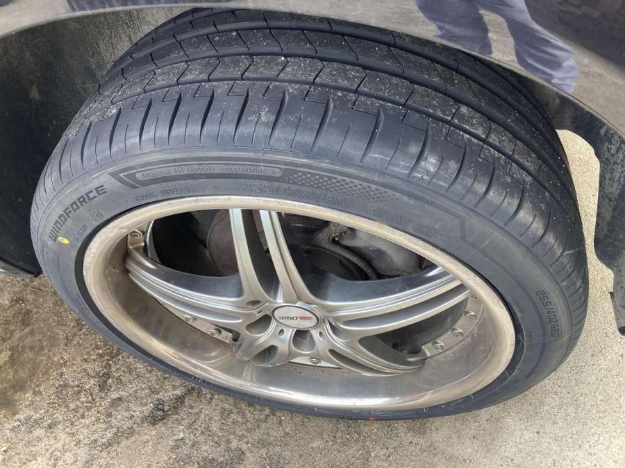Melns Volkswagen Caravelle 2017 Kauņa, ar dzinēja tilpumu 2.00 L un nobraukumu 212 tūkst. km par 20000 €, foto 26 vietnē AUTOMOTO.COM.LV