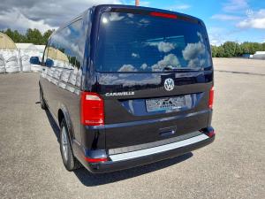Black Volkswagen Caravelle 2018 in Kaunas, with an engine capacity of 2.00 L and mileage of 328 thousand km for 18800 €, photo 7 on AUTOMOTO.COM.LV