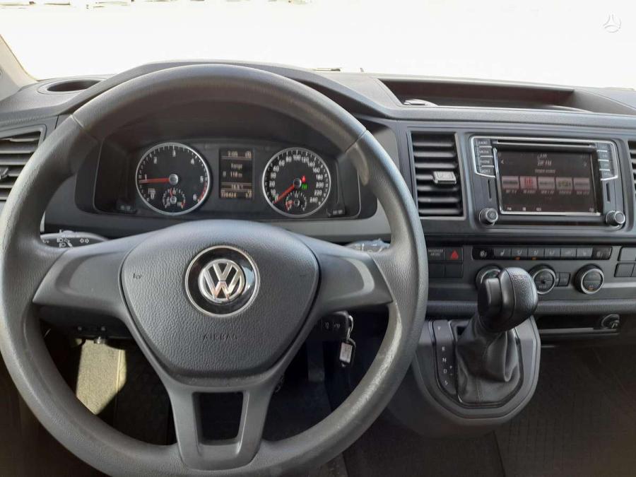 Black Volkswagen Caravelle 2018 in Kaunas, with an engine capacity of 2.00 L and mileage of 328 thousand km for 18800 €, photo 22 on AUTOMOTO.COM.LV