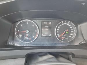 Black Volkswagen Caravelle 2018 in Kaunas, with an engine capacity of 2.00 L and mileage of 328 thousand km for 18800 €, photo 23 on AUTOMOTO.COM.LV