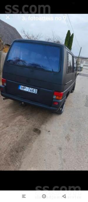Black Volkswagen Caravelle 1994 in Preili, with an engine capacity of 2.40 L and mileage of 0 thousand km for 2450 €, photo 4 on AUTOMOTO.COM.LV