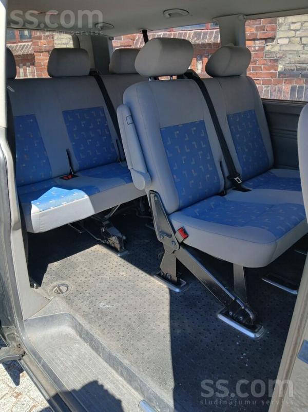 Black Volkswagen Caravelle 2006 in Ventspils, with an engine capacity of 1.90 L and mileage of 301 thousand km for 5650 €, photo 8 on AUTOMOTO.COM.LV
