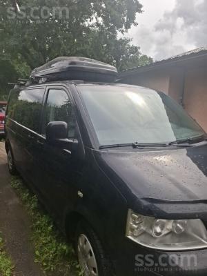 Melns Volkswagen Caravelle 2006 Rīga, ar dzinēja tilpumu 2.50 L un nobraukumu 450 tūkst. km par 4000 €, foto 4 vietnē AUTOMOTO.COM.LV