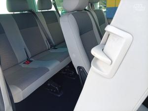 Melns Volkswagen Caravelle 2010 Viļņa, ar dzinēja tilpumu 2.00 L un nobraukumu 299 tūkst. km par 9800 €, foto 14 vietnē AUTOMOTO.COM.LV